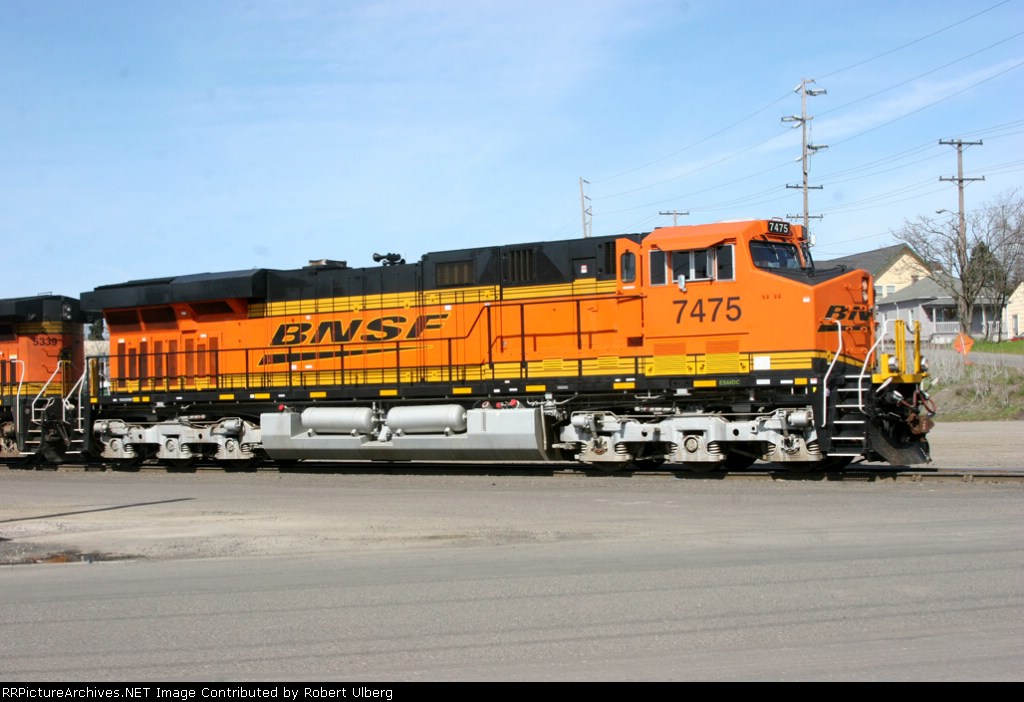BNSF 7475